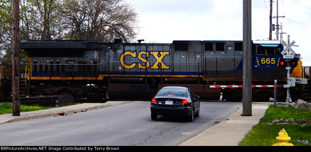CSX 665